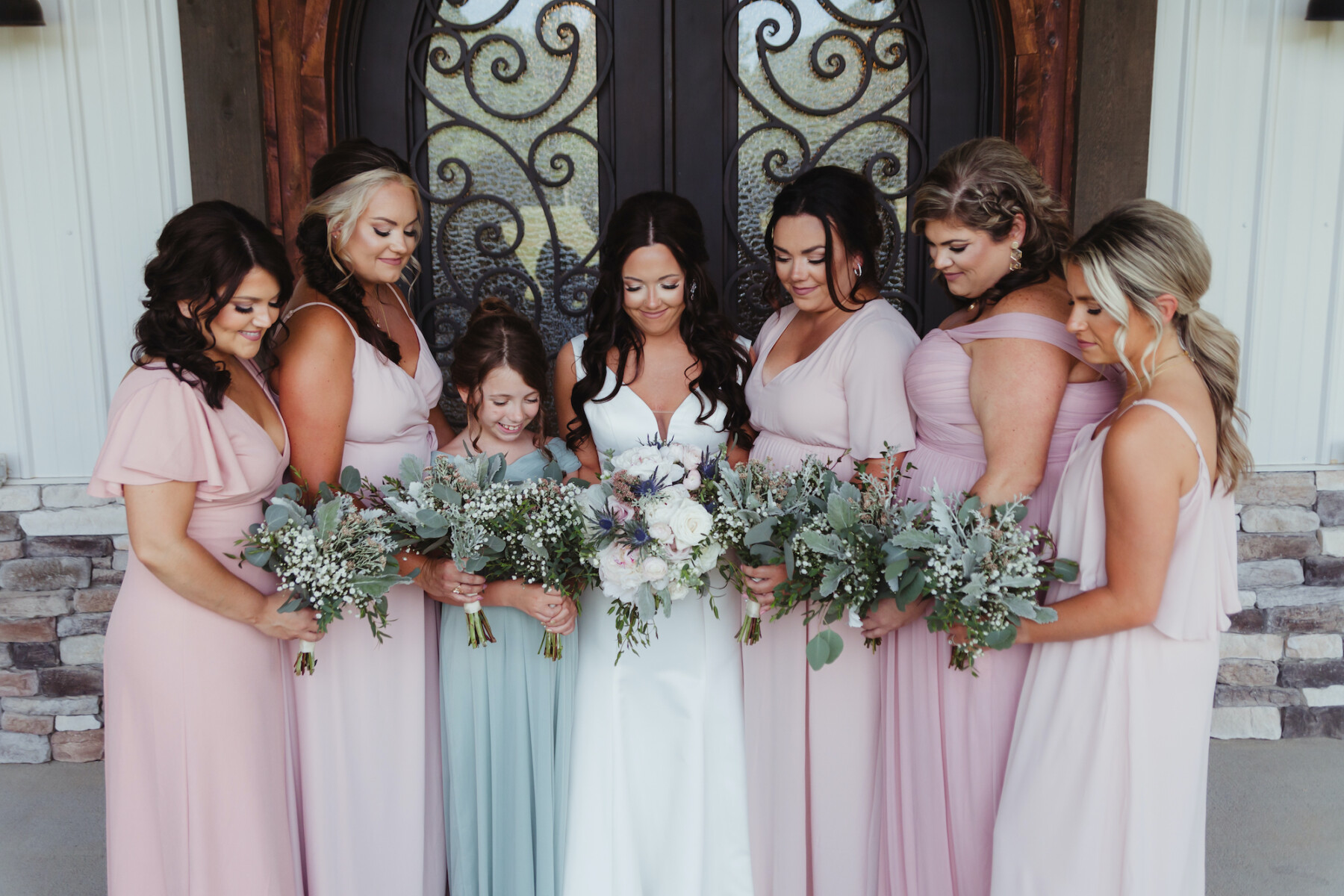 Blush Pink Wedding at The Barn at Fiddle Dee Farms - Nashville Bride Guide