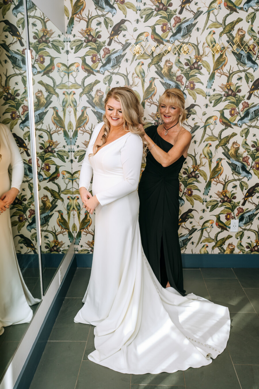 Sunny Day at The Clementine for This Jewel Tone Wedding - Nashville ...