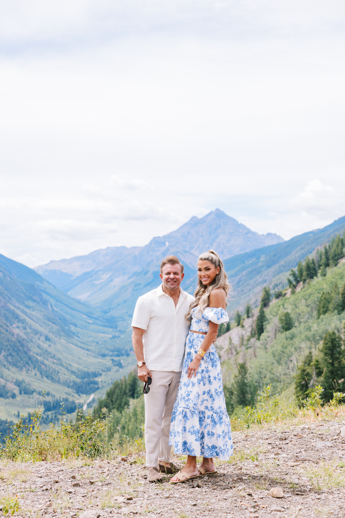 Selling the OC's Alexandra Harper + Lucas England are Engaged ...