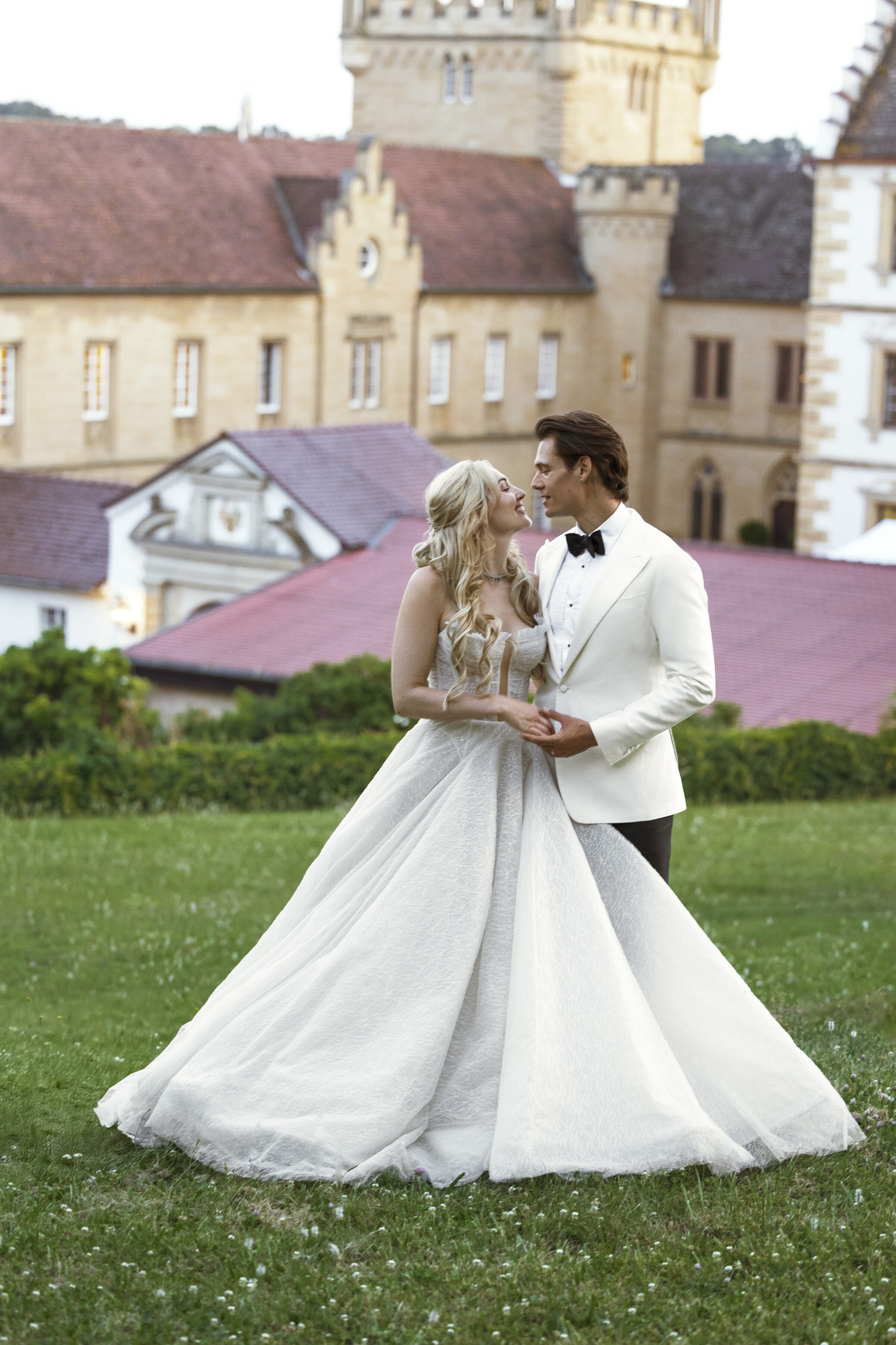 Comedian Mario Adrion's Wedding to Veta Horwitz - Nashville Bride Guide